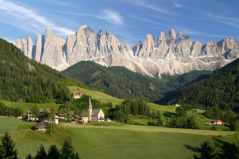 Dolomites : Tyrol du sud - Voyages Girardot, l'Agence de tous vos voyages